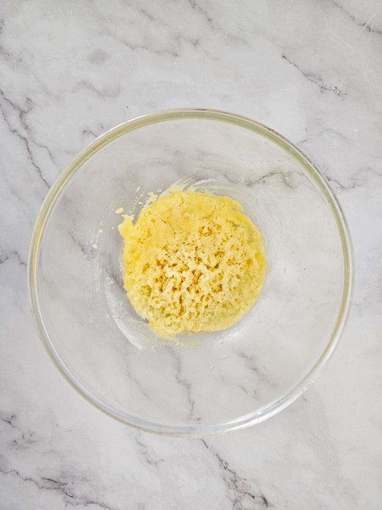 Greek Cheese Triangles (Tiropitakia) - mum's Greek recipes